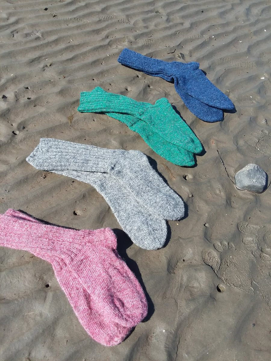 The Clamdigger's Socks – Maritime Family Fiber